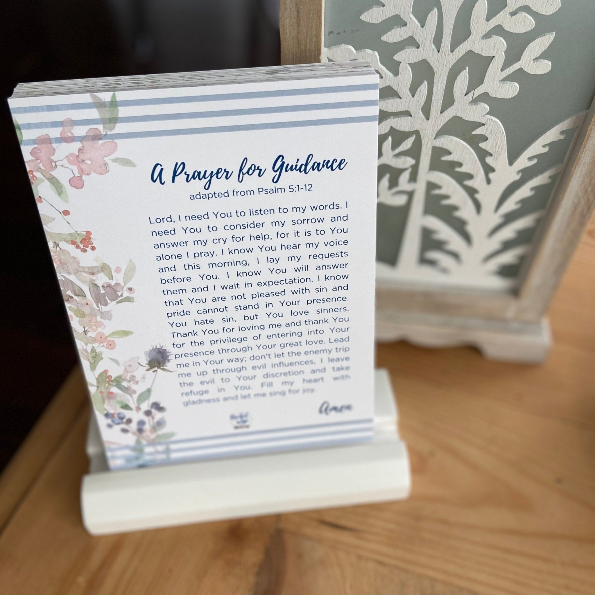 31 Days of Praying the Psalms Prayer Cards with Display Stand - Classic ...